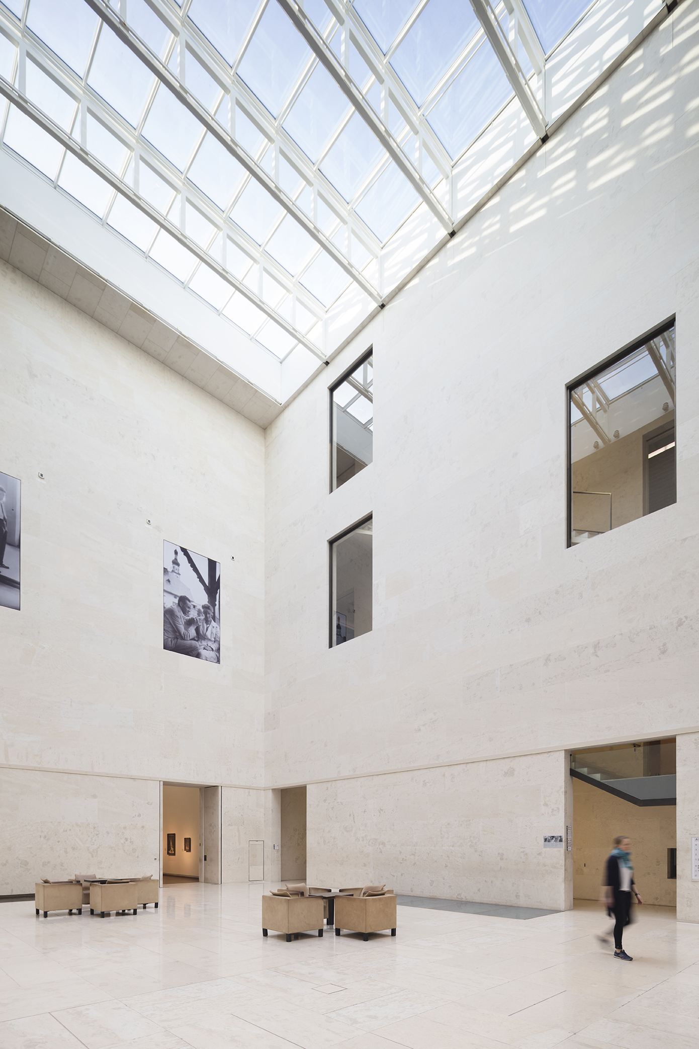 Atrium des Leopold Museum